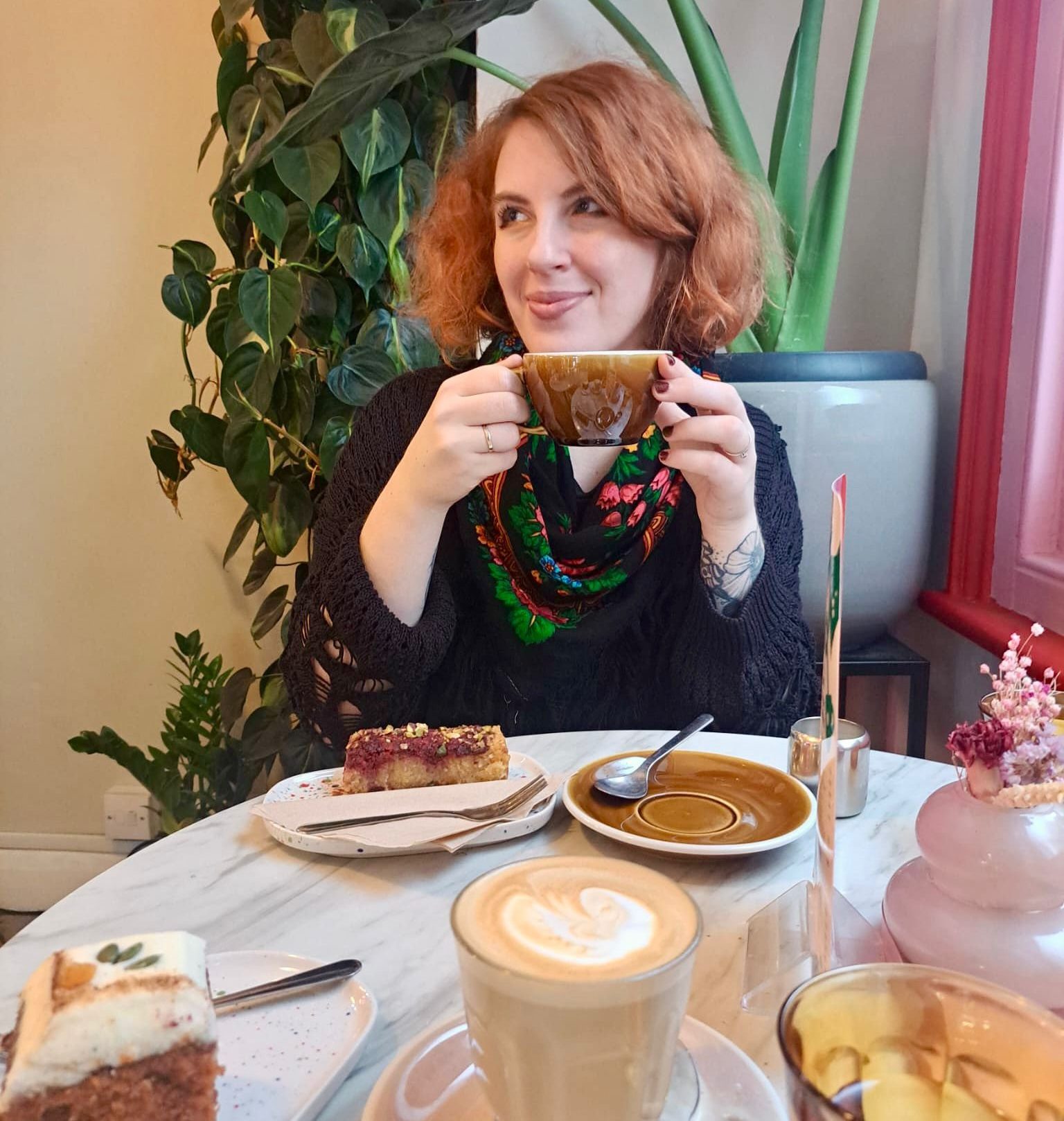 Cafe drama: Note accuses woman of being too loud