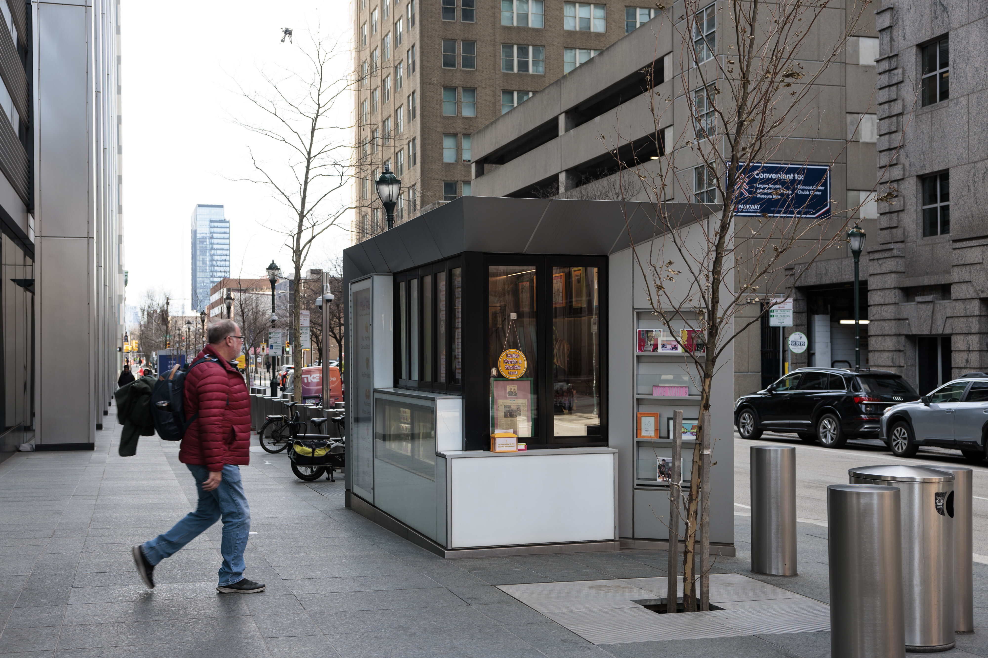 Mac Mart shrinks from a storefront to a kiosk, but expands its food ...