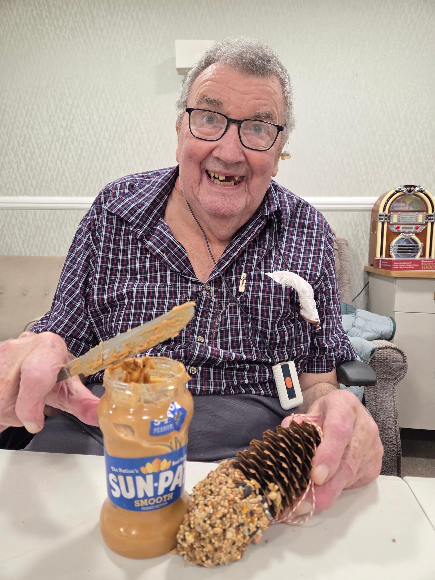 Residents at Polegate care home prepare for RSPB Big Garden Birdwatch