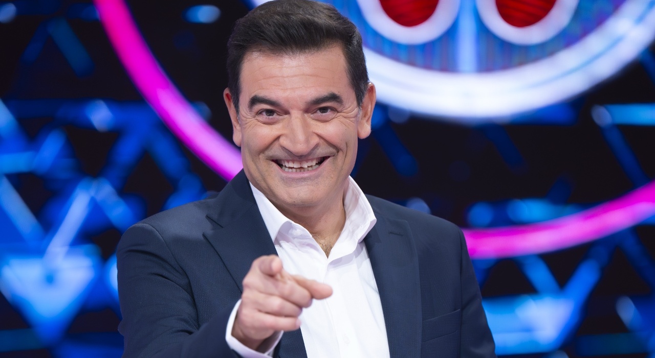 Max Giusti, ecco i programmi che condurrà: da The Wall a Scherzi a ...