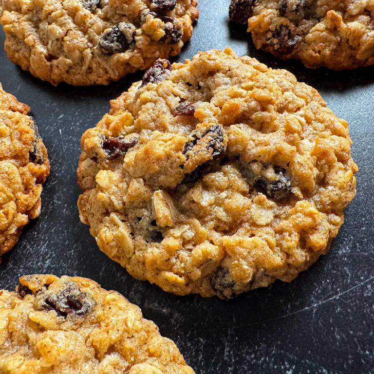 Kodiak Cakes oatmeal raisin cookies