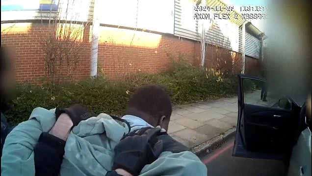Moment gunman who shot young girl whilst disguised as Deliveroo driver ...