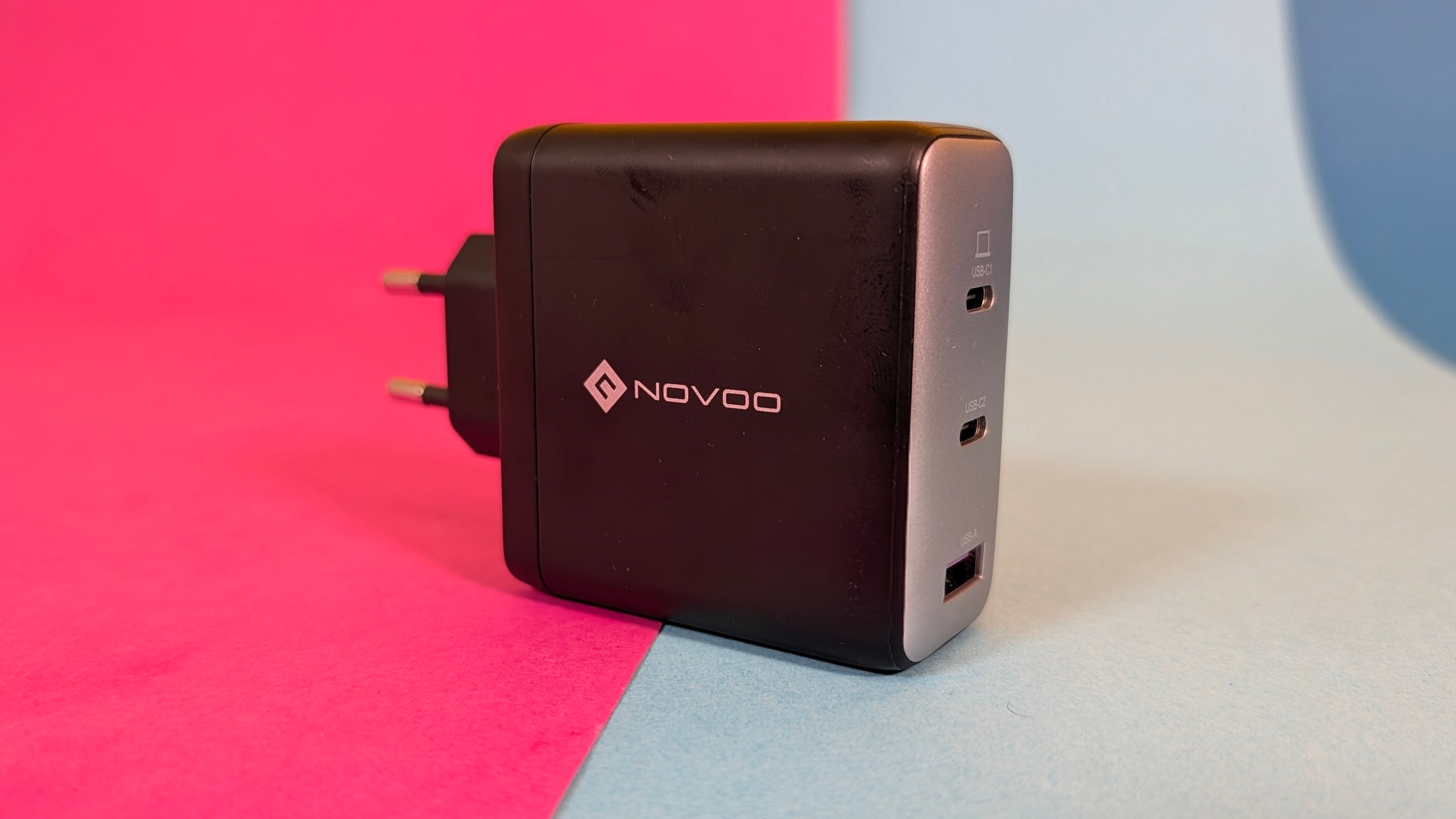 Viel USB-C-Ladegerät fürs Geld: Novoo 120W GaN fast charger für 16 Euro ...