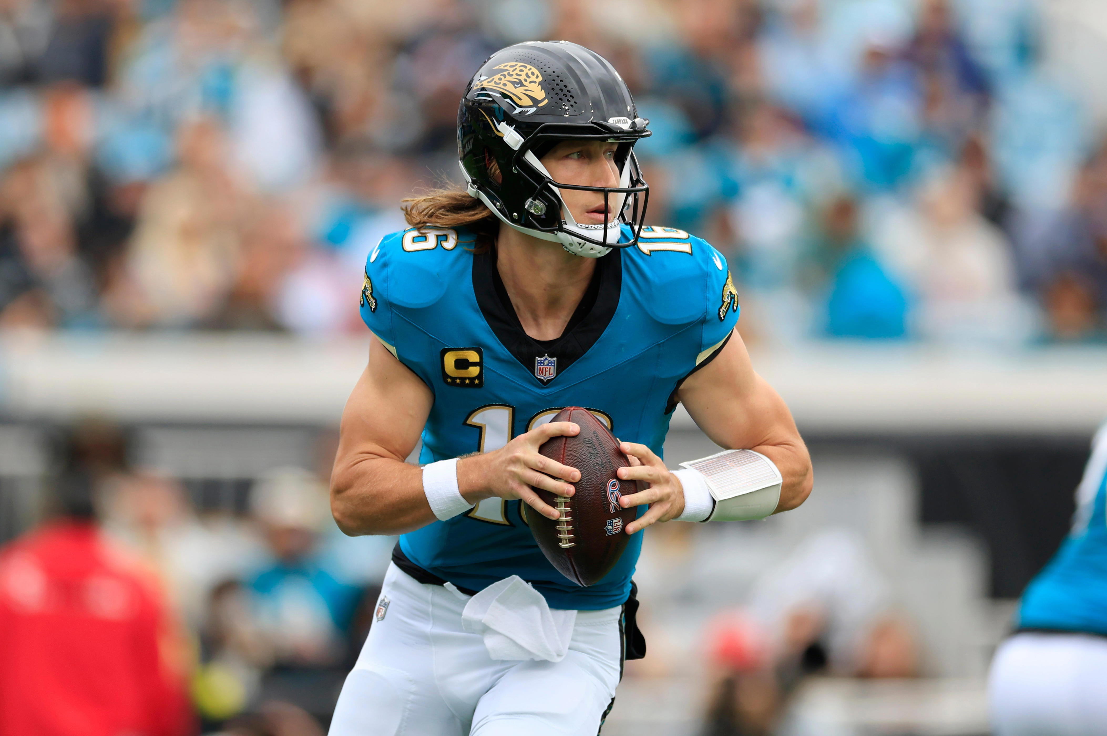 Jaguars GM James Gladstone weighs in on Trevor Lawrence's play in 2025