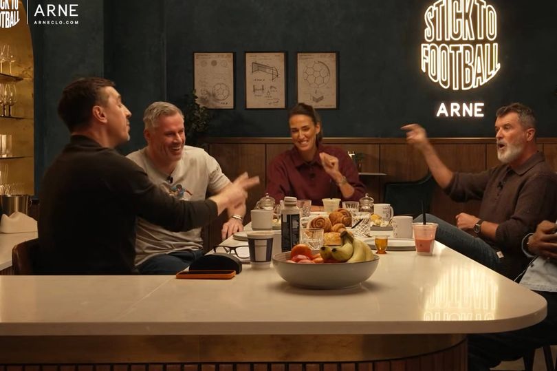 Roy Keane rips into Michael Carrick's first Man Utd decision in furious ...