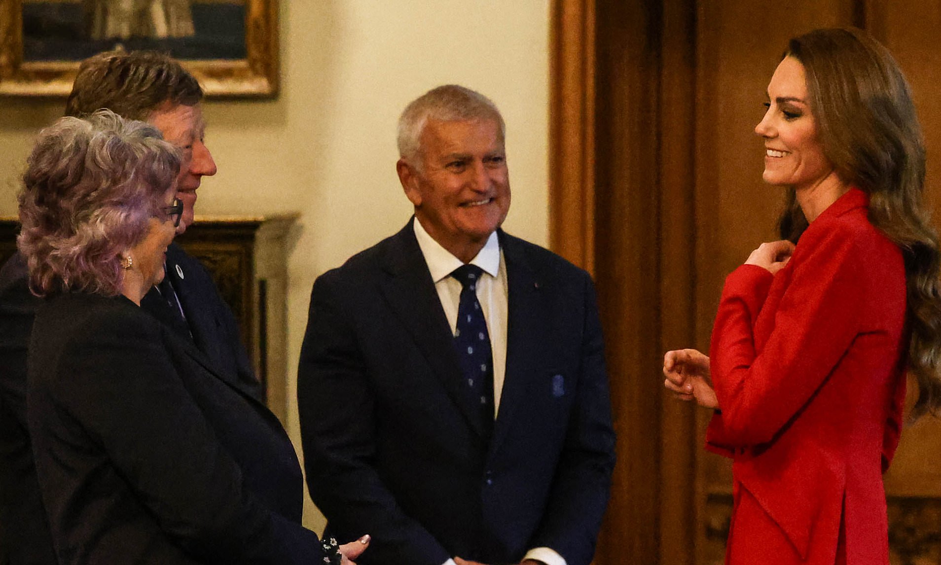 Princess Kate greets England's Red Roses at Windsor Castle to celebrate ...