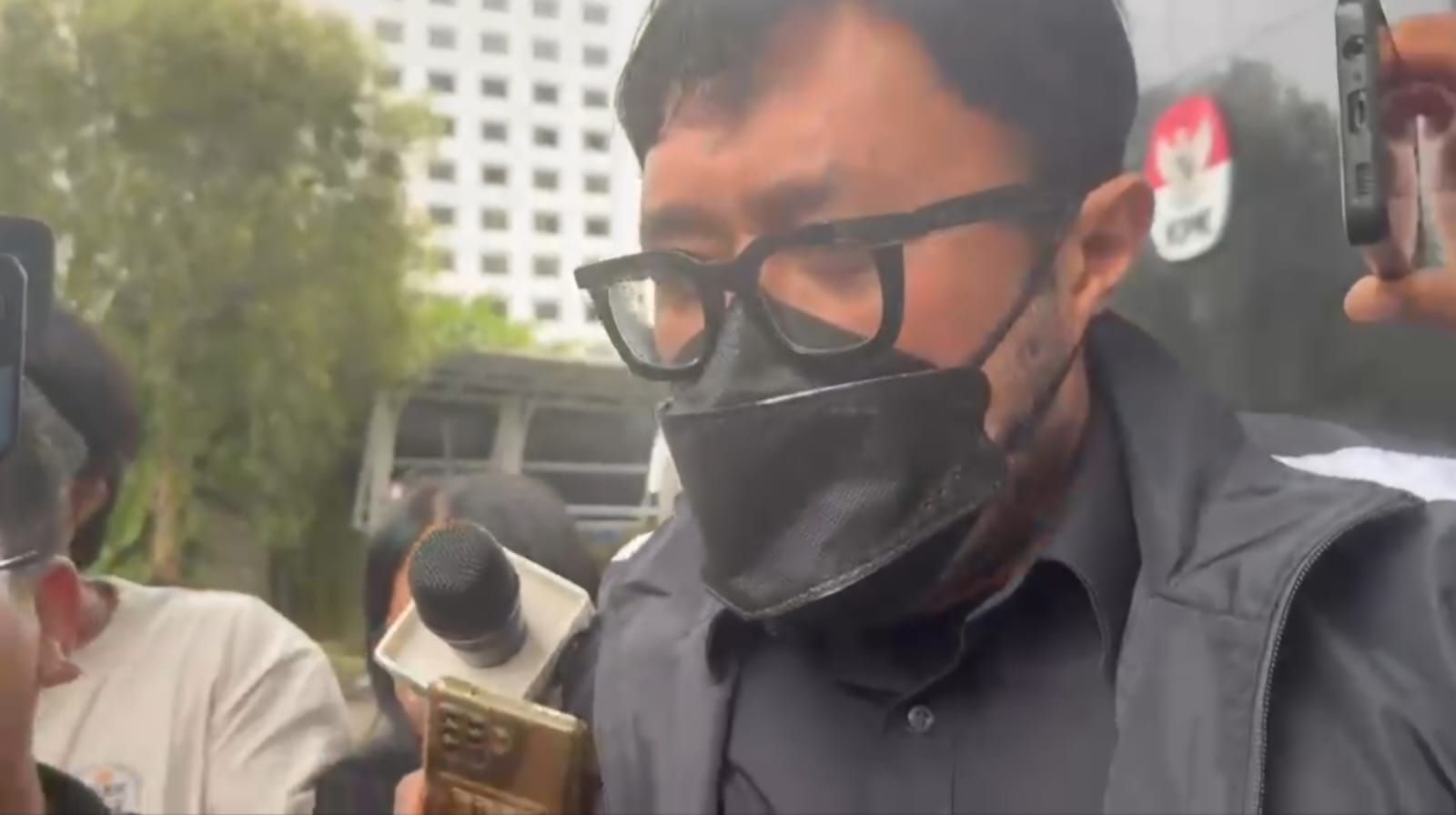 Ketua DPD PDIP Jabar Ono Surono terseret kasus dugaan suap Bupati ...