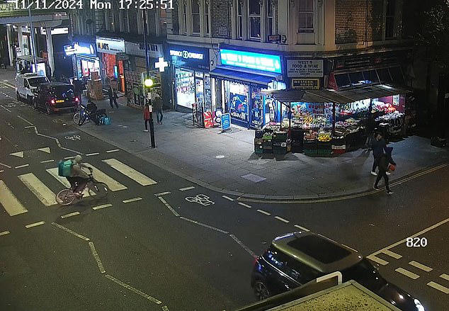 Hitman disguised as Deliveroo rider when he shot eight-year-old girl is ...