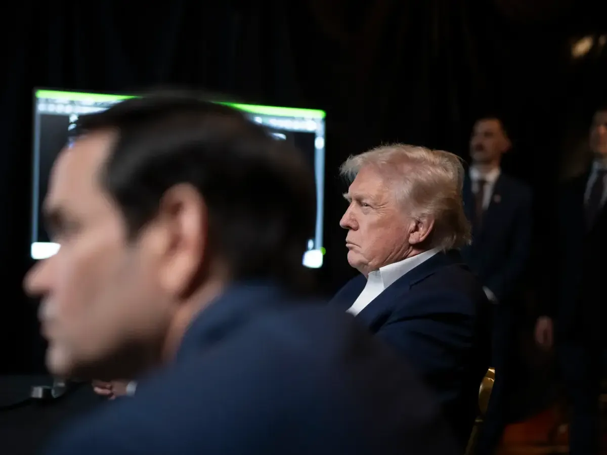 Saúdská Arábie, Katar a Omán přesvědčily Trumpa, aby „dal Íránu šanci“