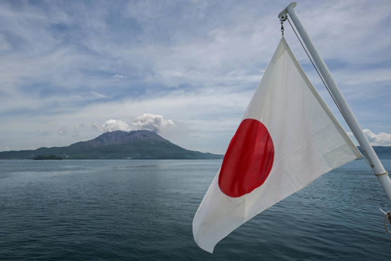 Philippines, Japan sign new defense pact