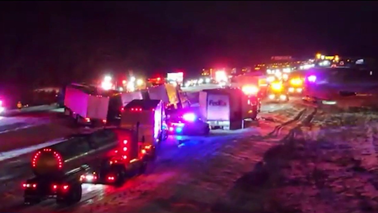 Major pileup as snow wallops northwest Indiana