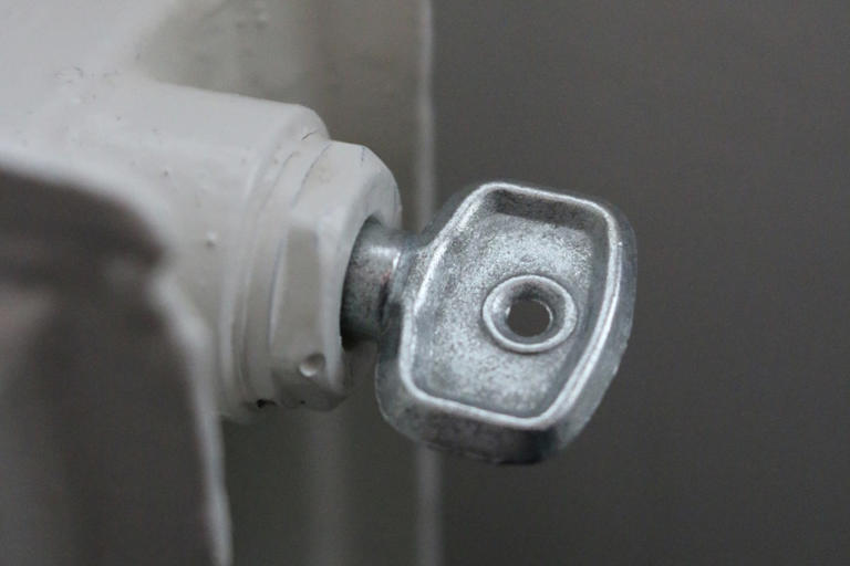 Heizung entlüften: Das ist zu beachten