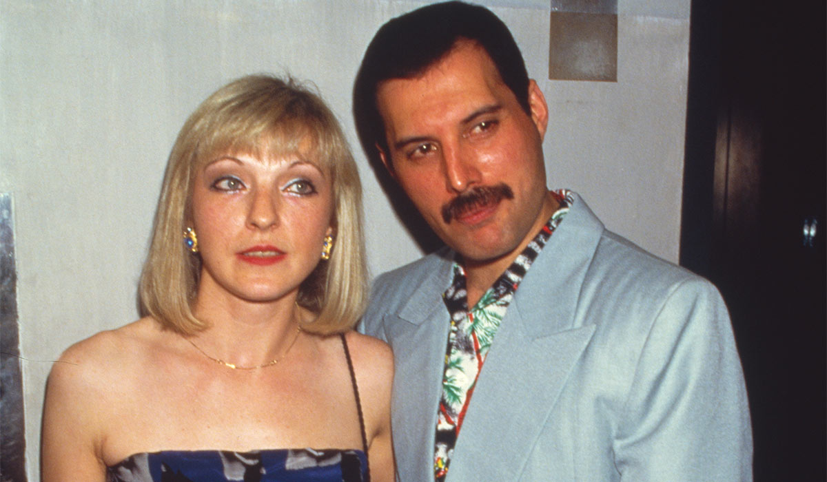 'He adored me' Freddie Mercury's secret daughter dies at 48