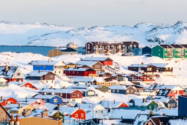 Miles de personas recorren Copenhague, capital de Dinamarca, al grito ...