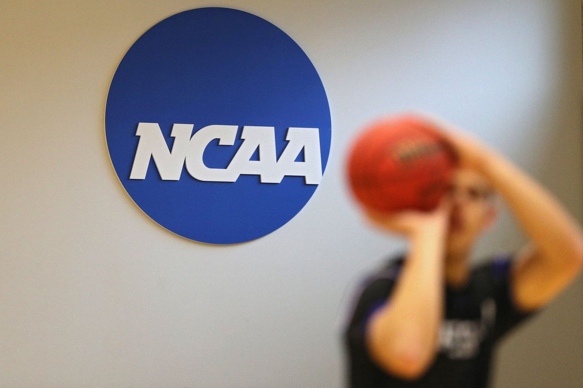 Ex-college basketball players among 20 charged in point-shaving scheme