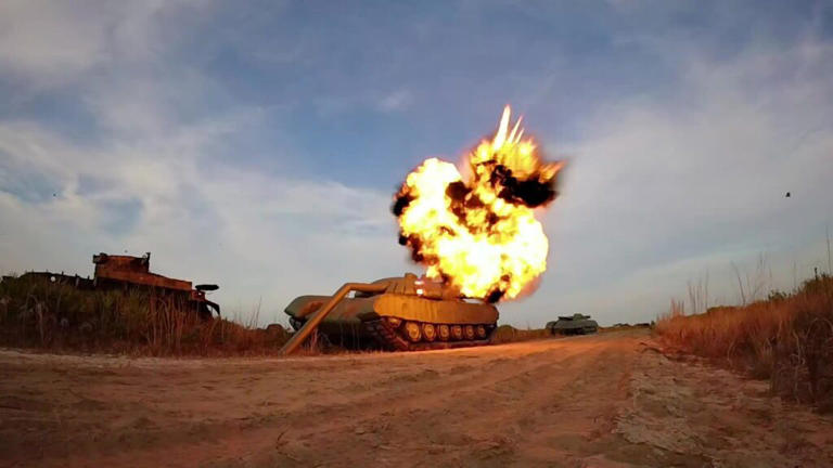 US unveils drone swarm which uses AI to annihilate targets