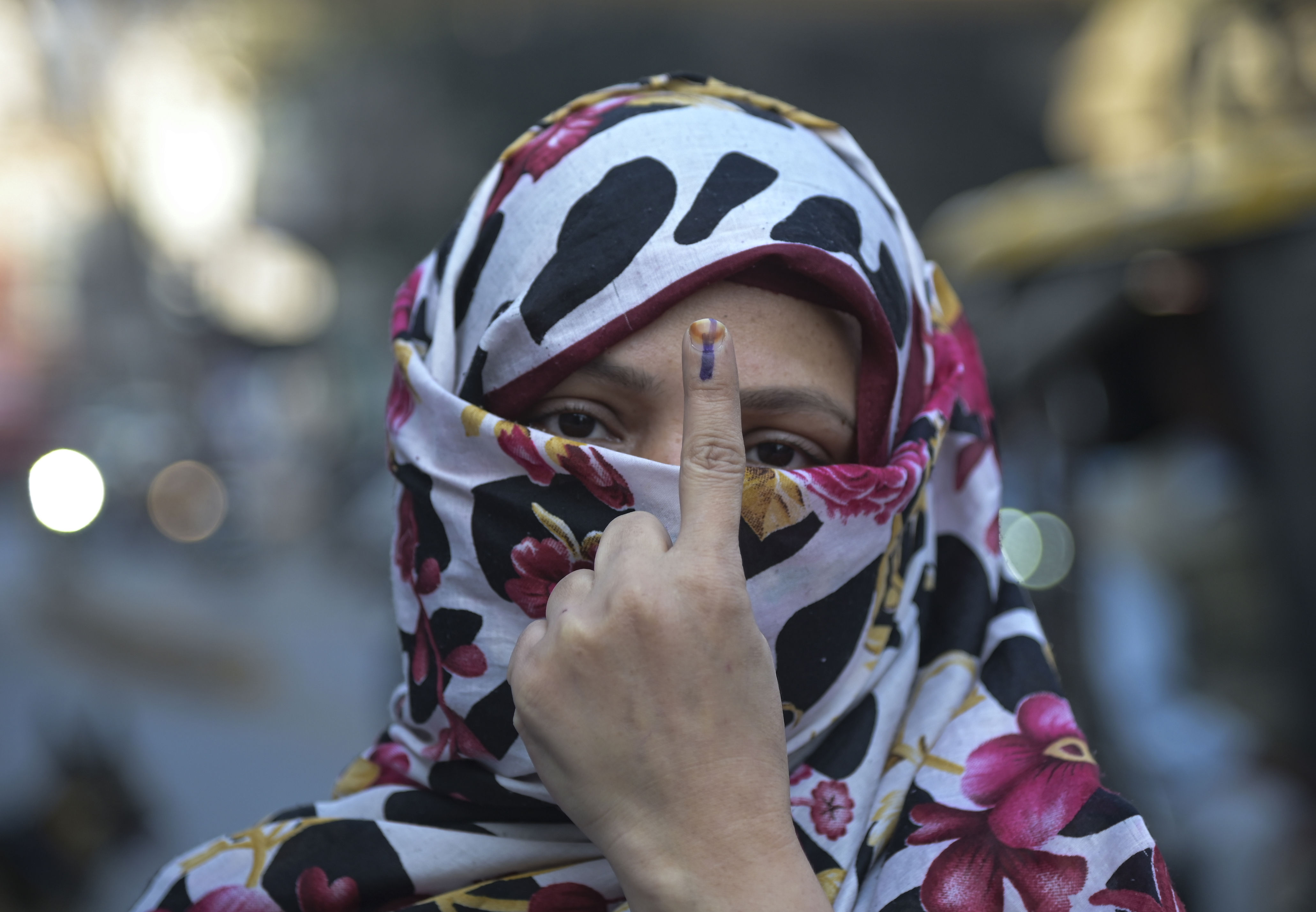 Ink used for Maharashtra civic polls easy to wipe off, claims Oppn; SEC ...