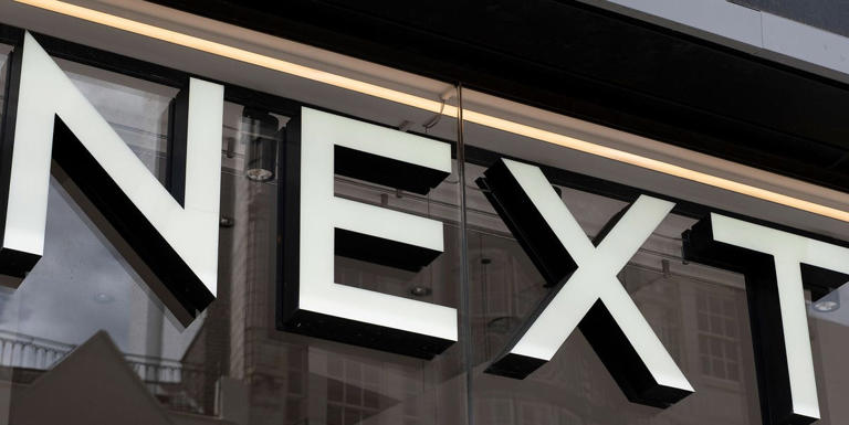 Cobalt blue is the electric colour to add to your wardrobe in 2026 ...