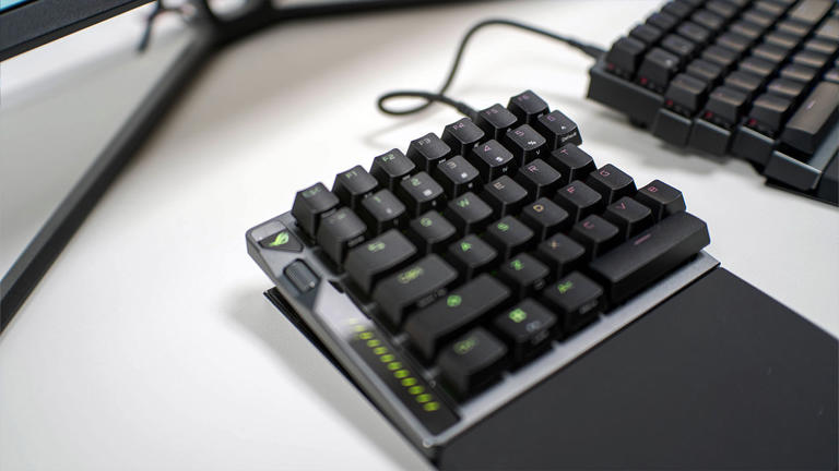 ASUS ROG Falcata keyboard review