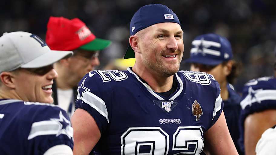 Oklahoma officially unveils NFL legend Jason Witten as tight ends coach