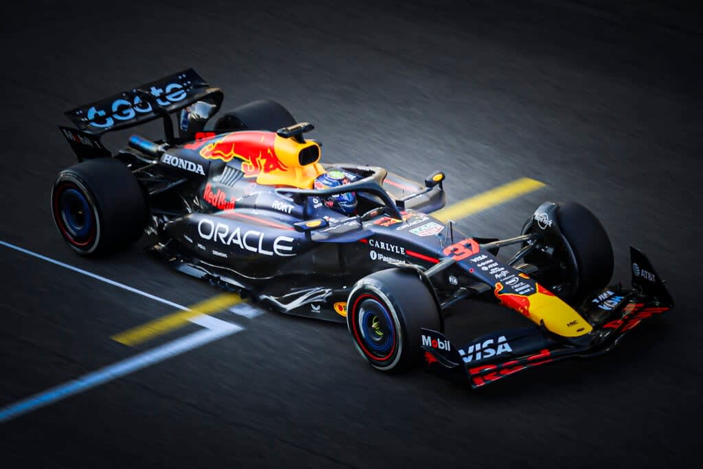 Red Bull amongst teams rumoured to miss first day of F1 winter testing