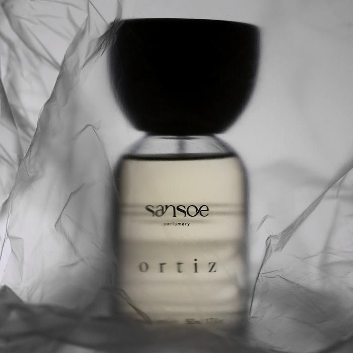 10 rekomendasi parfum oud untuk cowok yang maskulin dan tahan lama