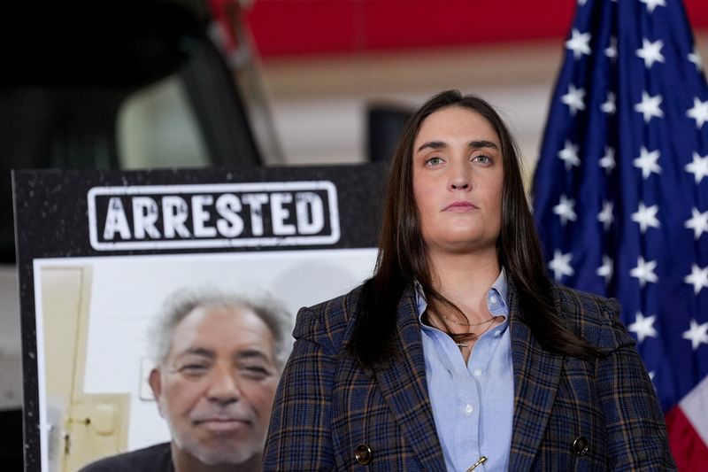 Madison Sheahan, "número dos" del ICE en EEUU, anuncia en redes ...