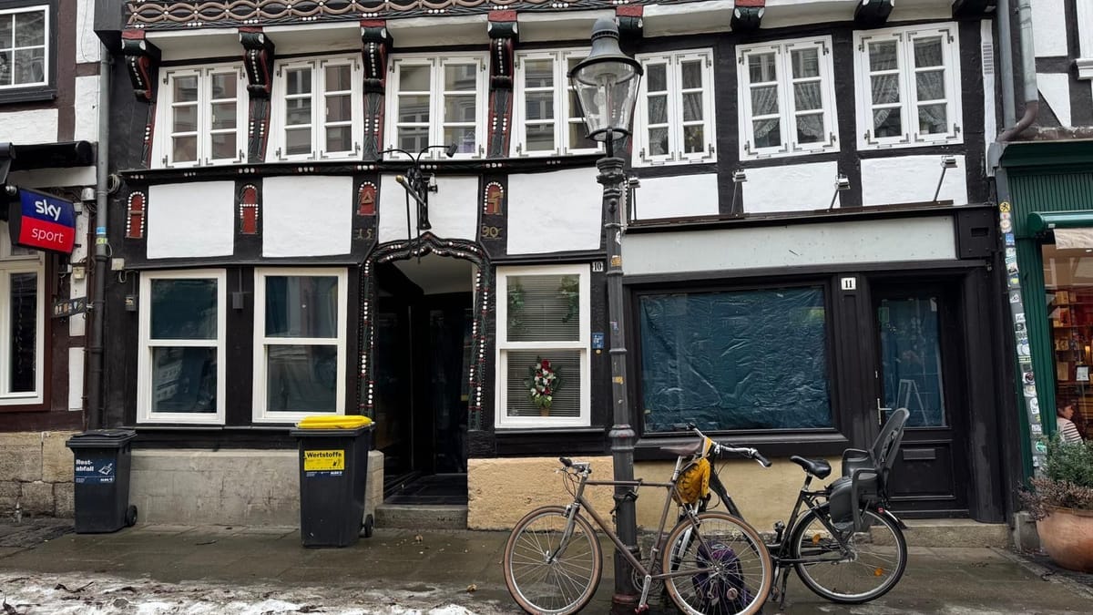 Bin sehr gespannt: Matcha-Store wird zu Katzencafé