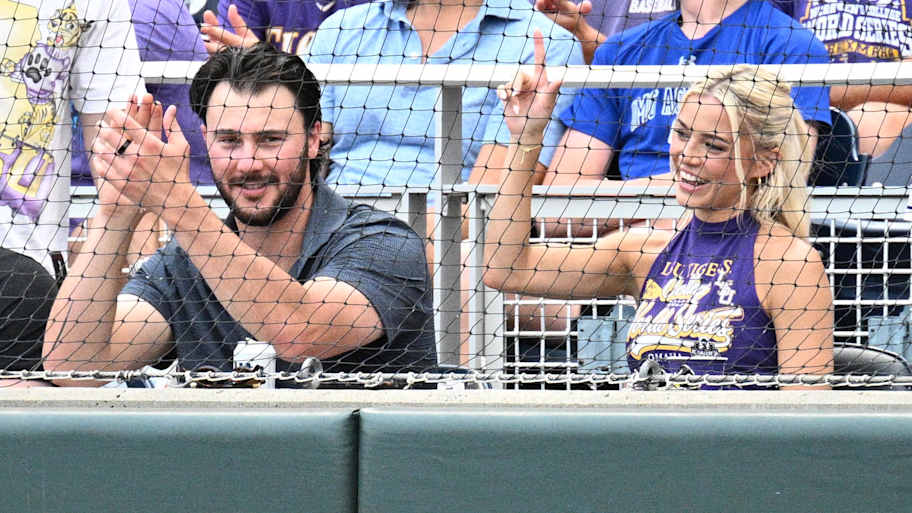 Pirates' Paul Skenes, Livvy Dunne meet legendary golfer