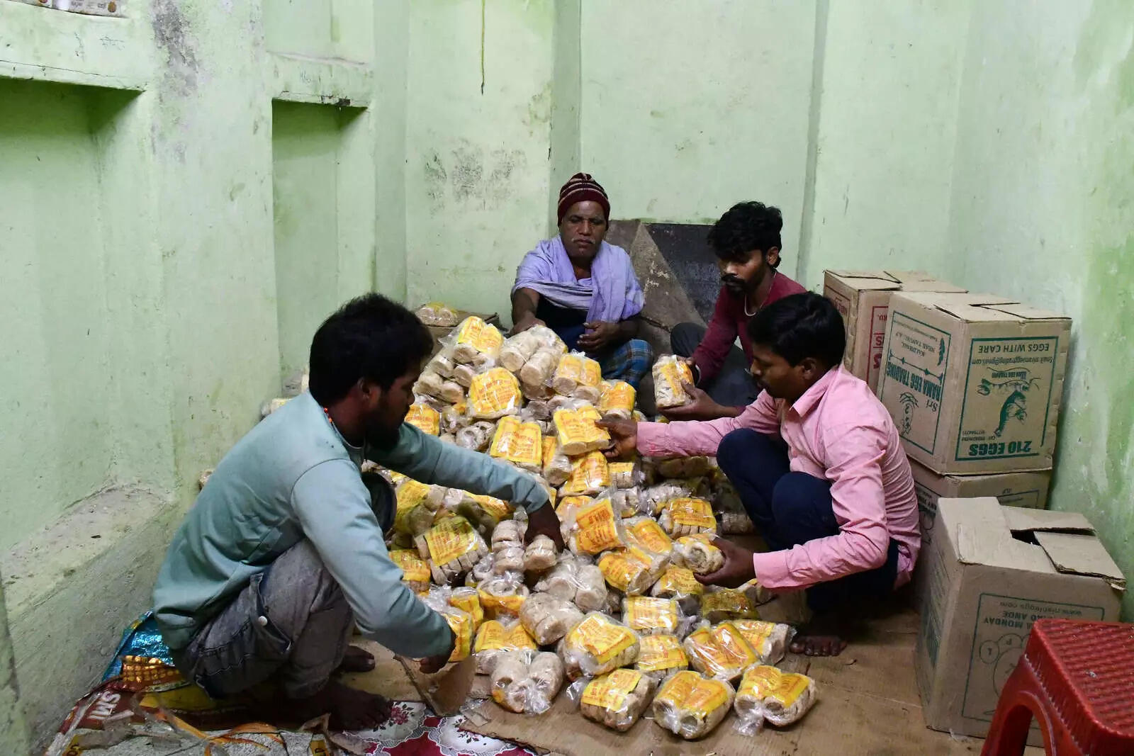 From Bihar to Kolkata, tilkut-makers bring Sankranti flavours and ...