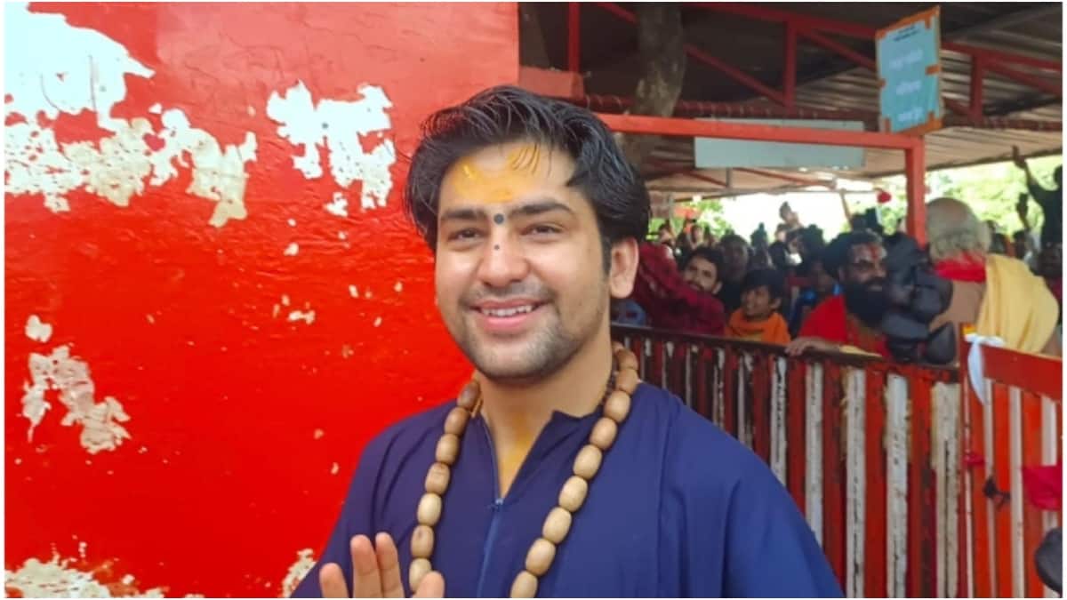 'If you don't believe in Vedas your children will have Muslim names ...