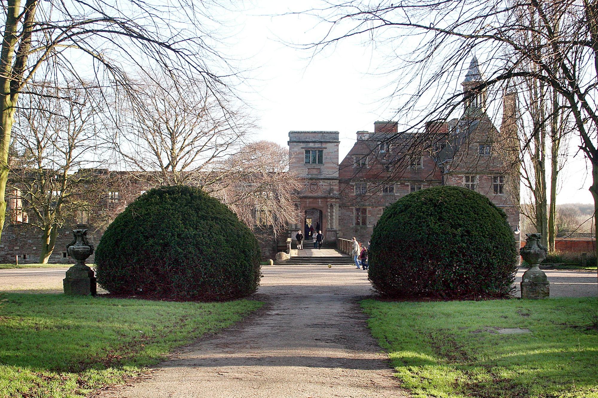 I love visiting this Nottinghamshire tourist gem - and he's what makes ...