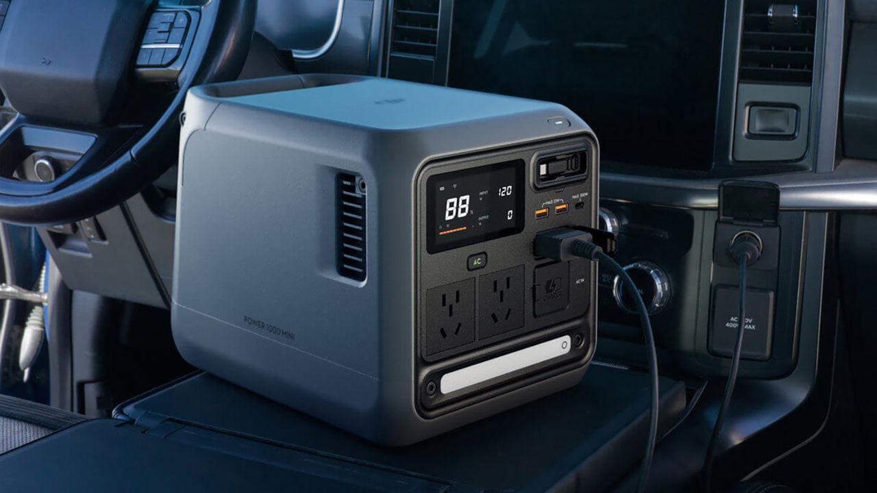 DJI Power 1000 Mini blurs the line between power banks and full-size ...