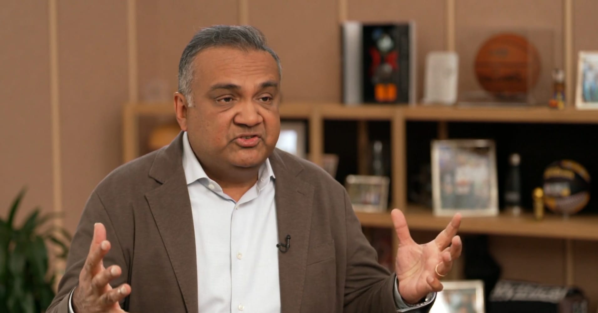 How YouTube CEO Neal Mohan approaches leadership in the age of AI