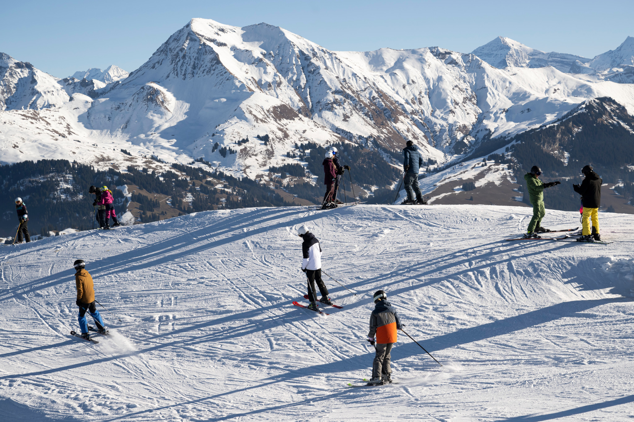 Un restaurant de Gstaad refuse les réservations face à l’afflux de skieurs