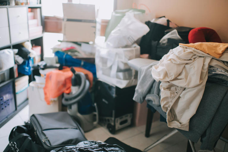 Professionals who enter people’s homes are sharing some of the most ...