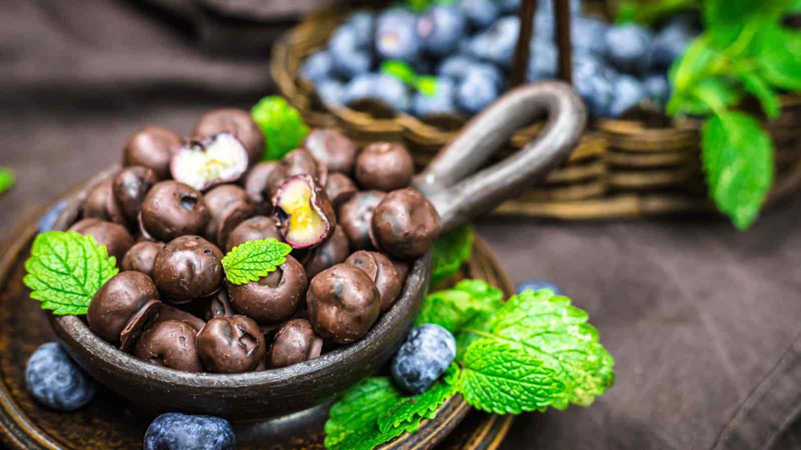 23 low-carb chocolate recipes that satisfy sweet cravings