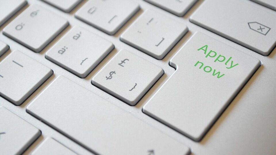 Software developer with 1 year experience offered ₹25L, bonuses, daily ...