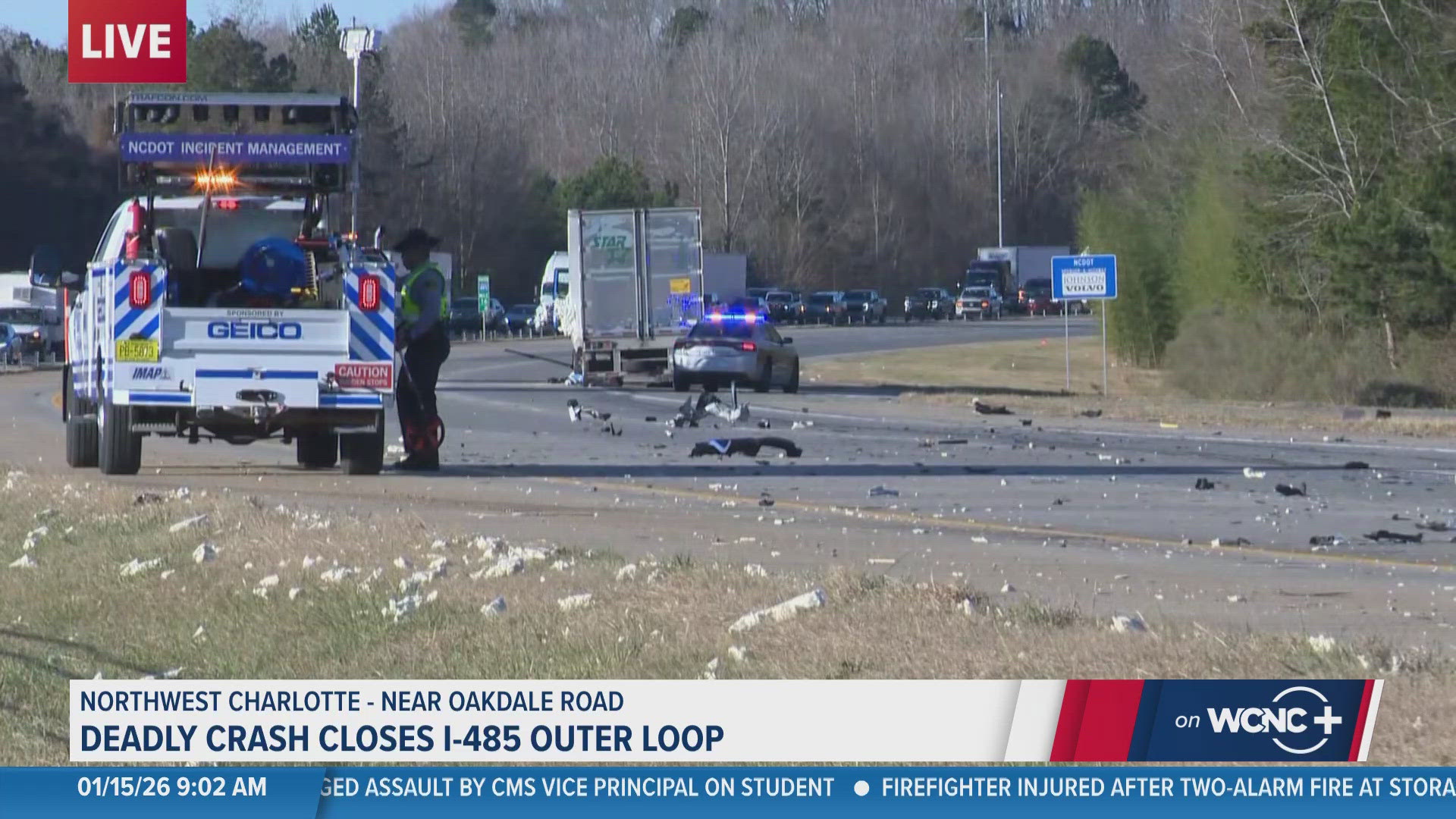 Deadly crash shuts down I-485 outer loop in northwest Charlotte