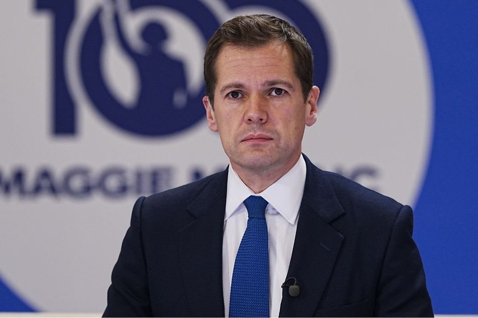 The 13 Tories on 'defection watch' after Robert Jenrick sacked for ...