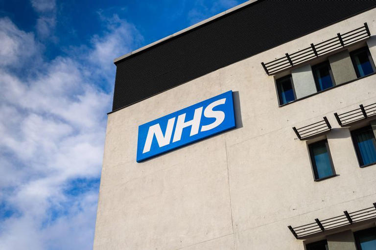 NHS waiting list 'lowest in two years' as health secretary praises ...