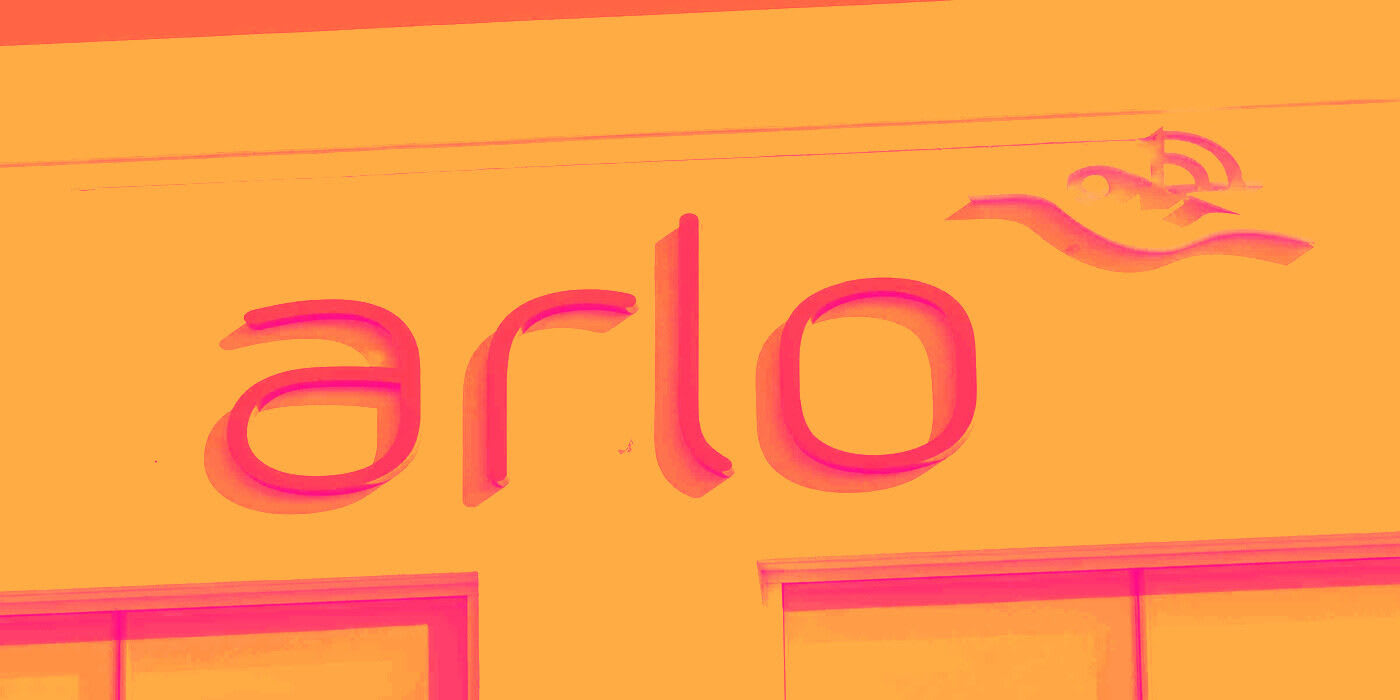 1 cash-producing stock worth your attention and 2 that underwhelm