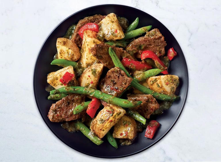 5 frozen TV dinners with full meat portions, not fillers