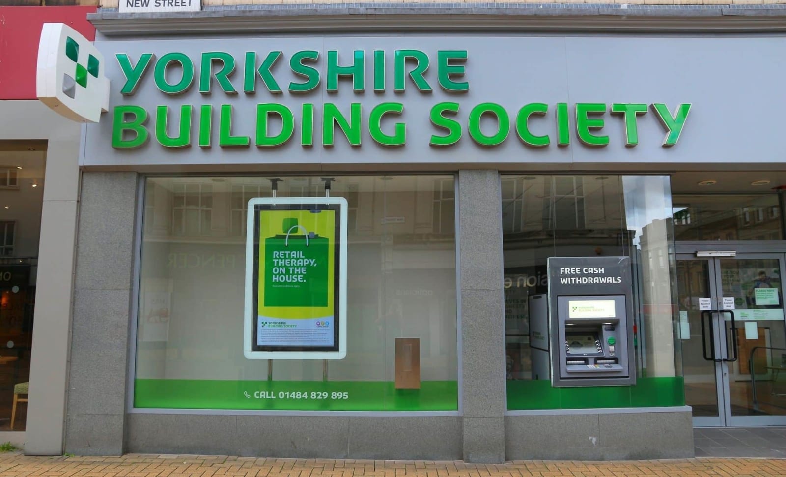 Building society brings back its popular 5% savings account