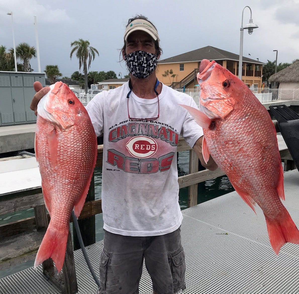 Senators urge NOAA to stop red snapper theft funding Mexican cartels