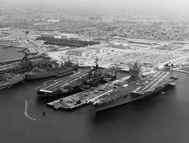 CONELRAD: The apocalyptic symbols on 1953–63 car radio dials