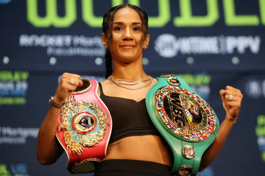 Boxing champion with 2-0-1 MMA record steps forward for Amanda Nunes ...
