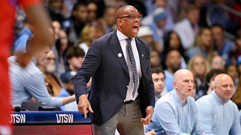 Postgame Hubert Davis quote somehow made UNC's loss to Stanford even worse