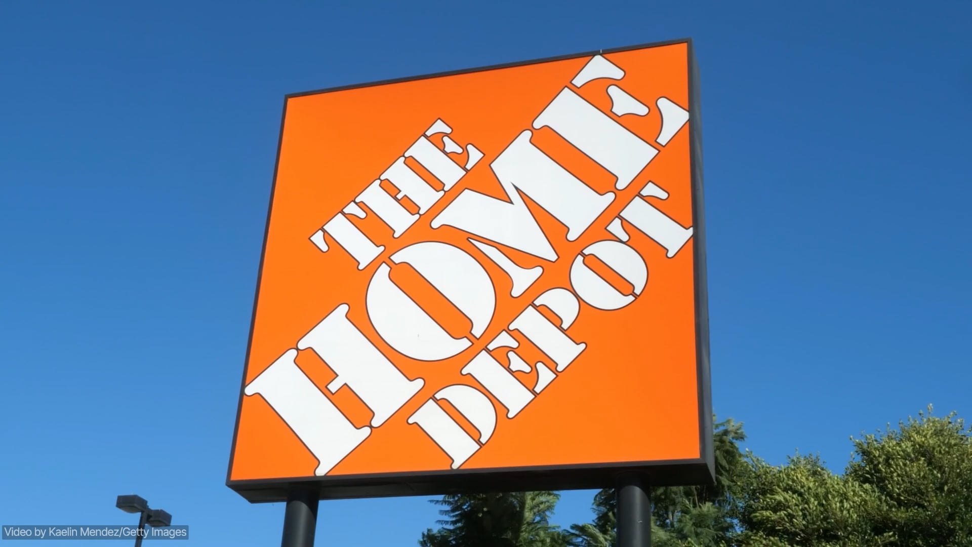 Tale of two retailers: Home Depot cuts outlook as Lowe's predicts ...