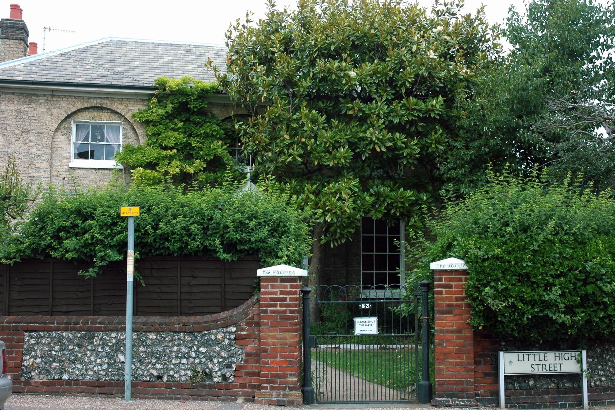 Plans to turn one of Worthing's oldest buildings back into a house ...